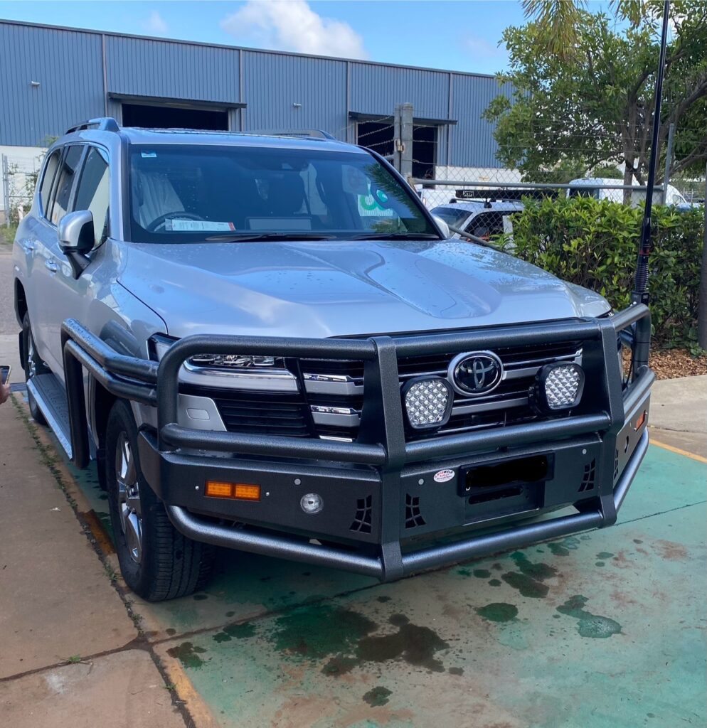 Toyota Landcruiser 300 Series | 2 Post Bullbar - Rydweld
